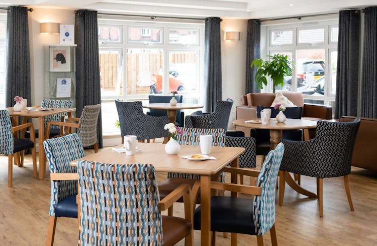 Hallmark Ty Enfys Care Home - Ask Bart